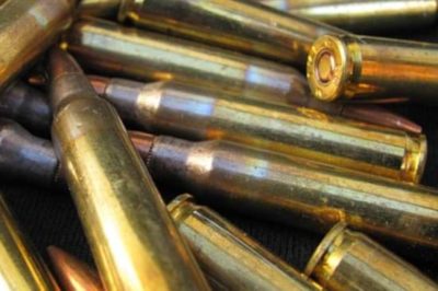 Messing ist eine Metall Legierung aus Kupfer und Zink